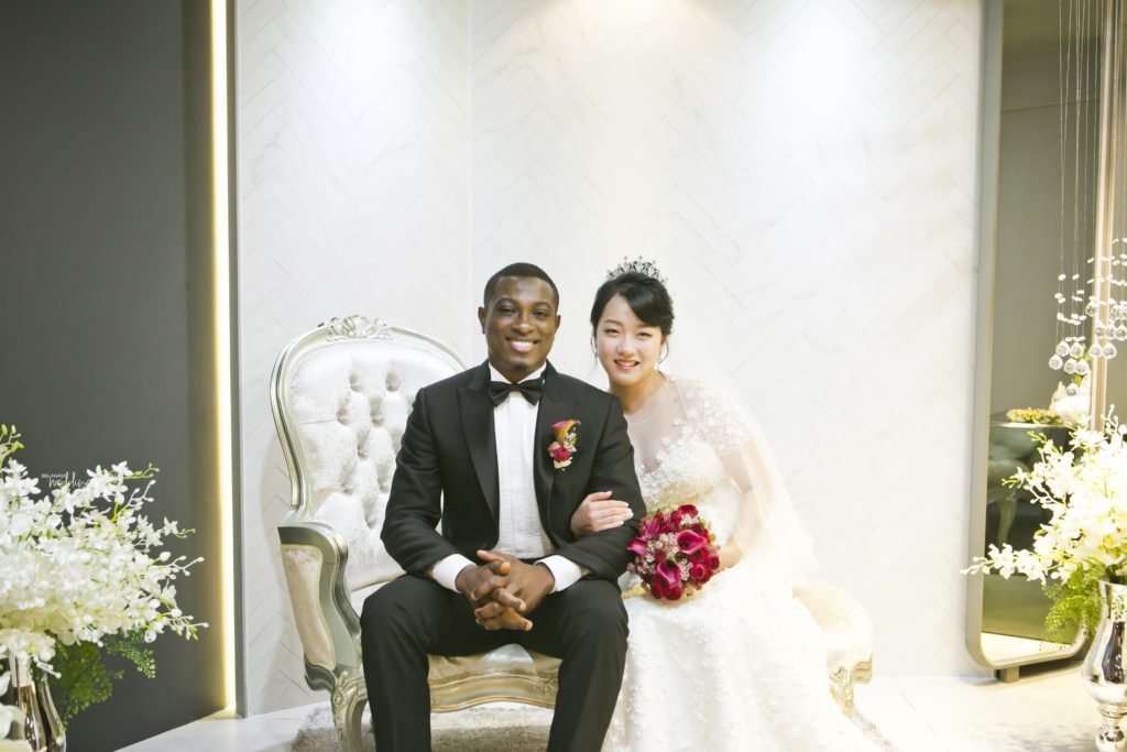 Kyunghwa & Tayo's Korean-Nigerian Wedding in Busan