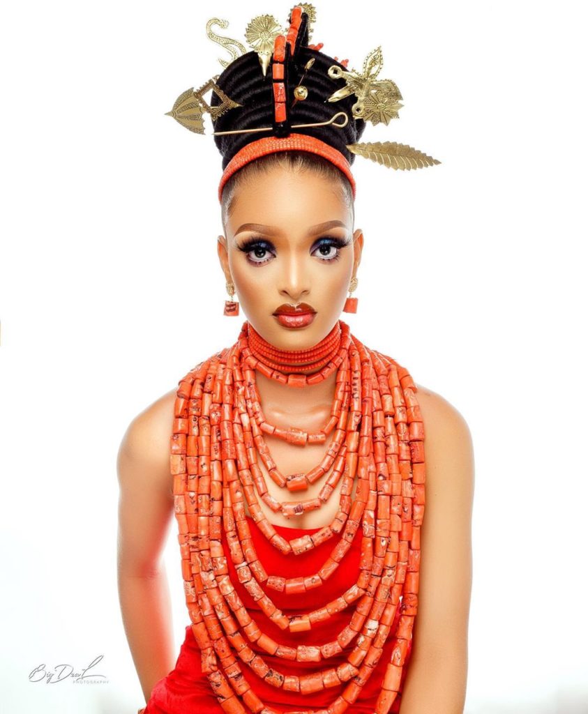 This Edo Beauty Look will Have You Queening on Your Trad