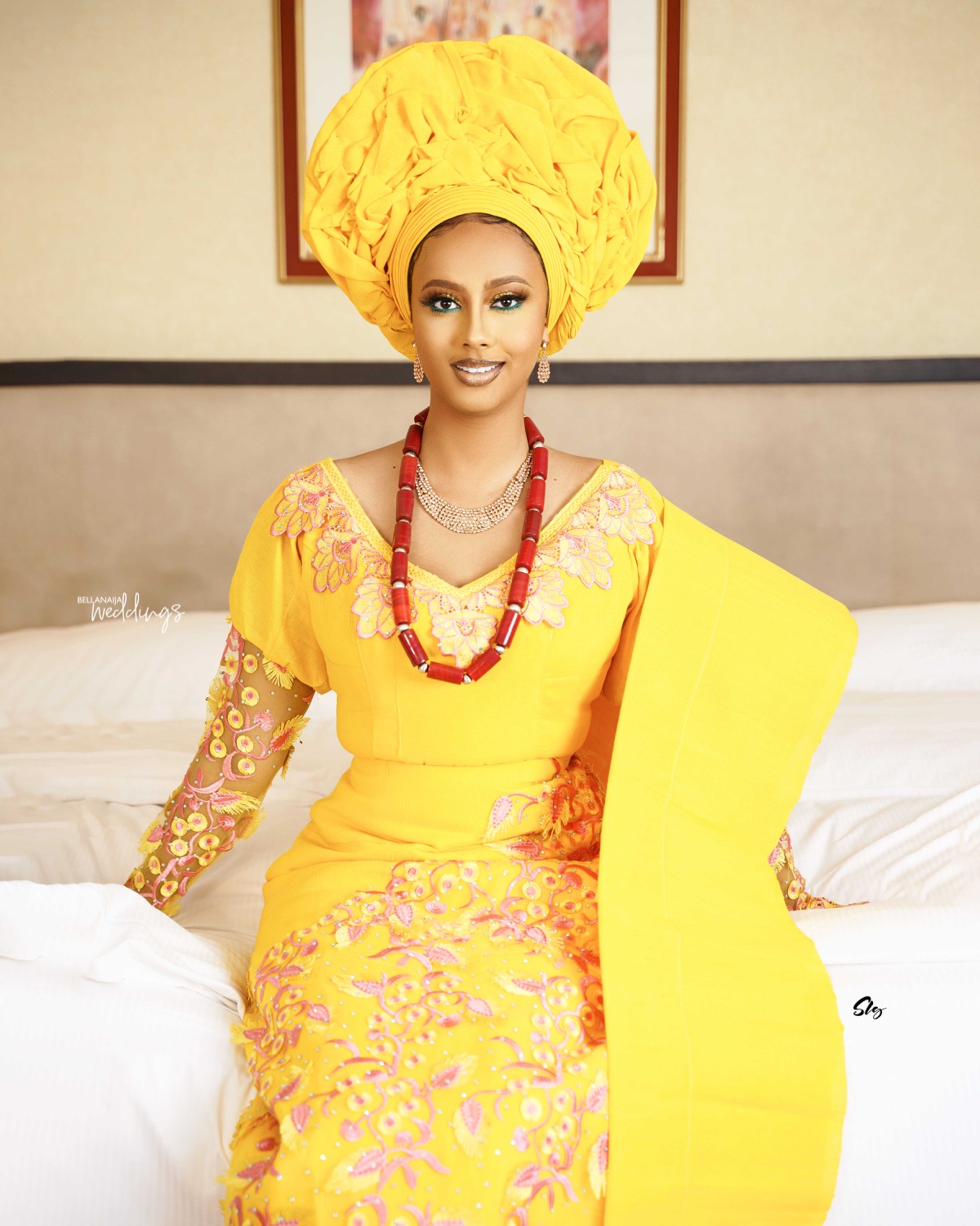 You can Shine Like The Sun in This Yellow Traditional Look