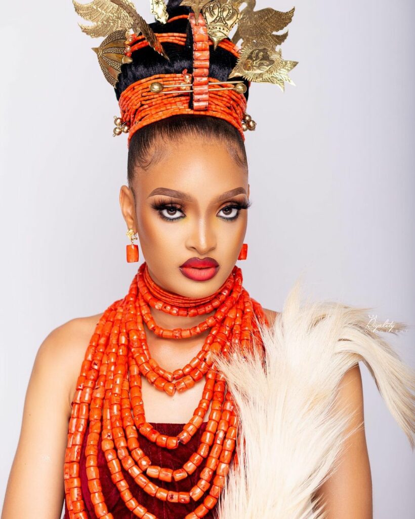 Be a Spectacular Edo Bride With This Stunning Beauty Look