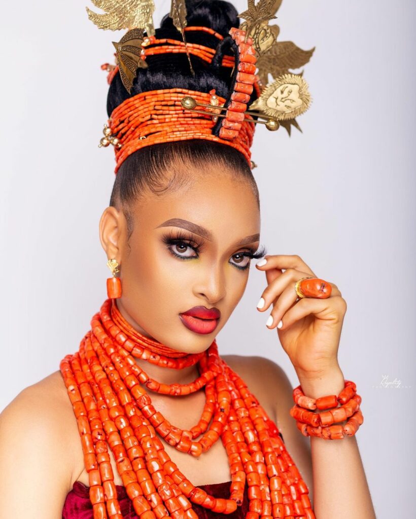 Be a Spectacular Edo Bride With This Stunning Beauty Look