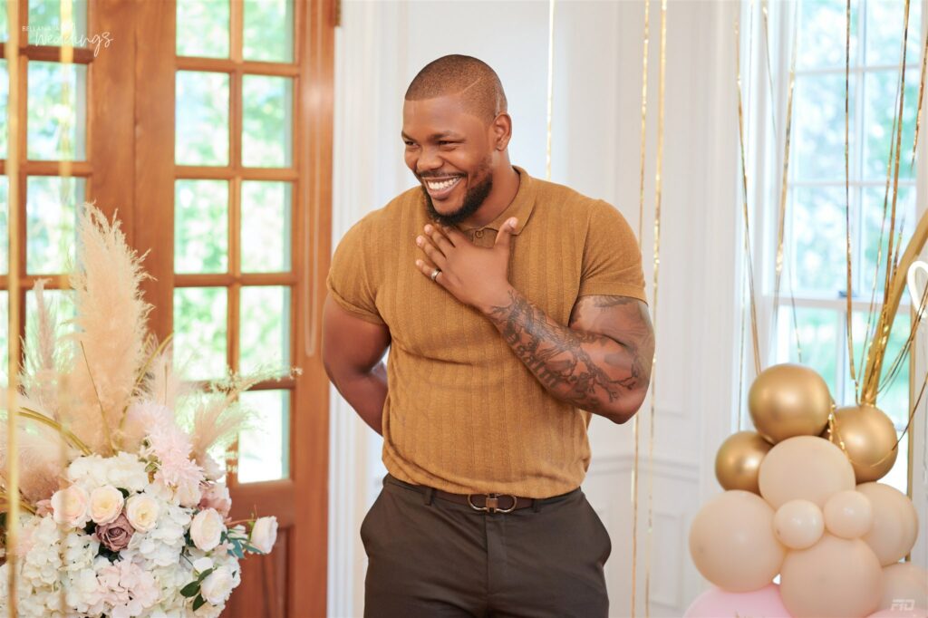 "As I Laid Eyes on Her, I Knew She Was the One!" Tomi & Collins' #BNBling
