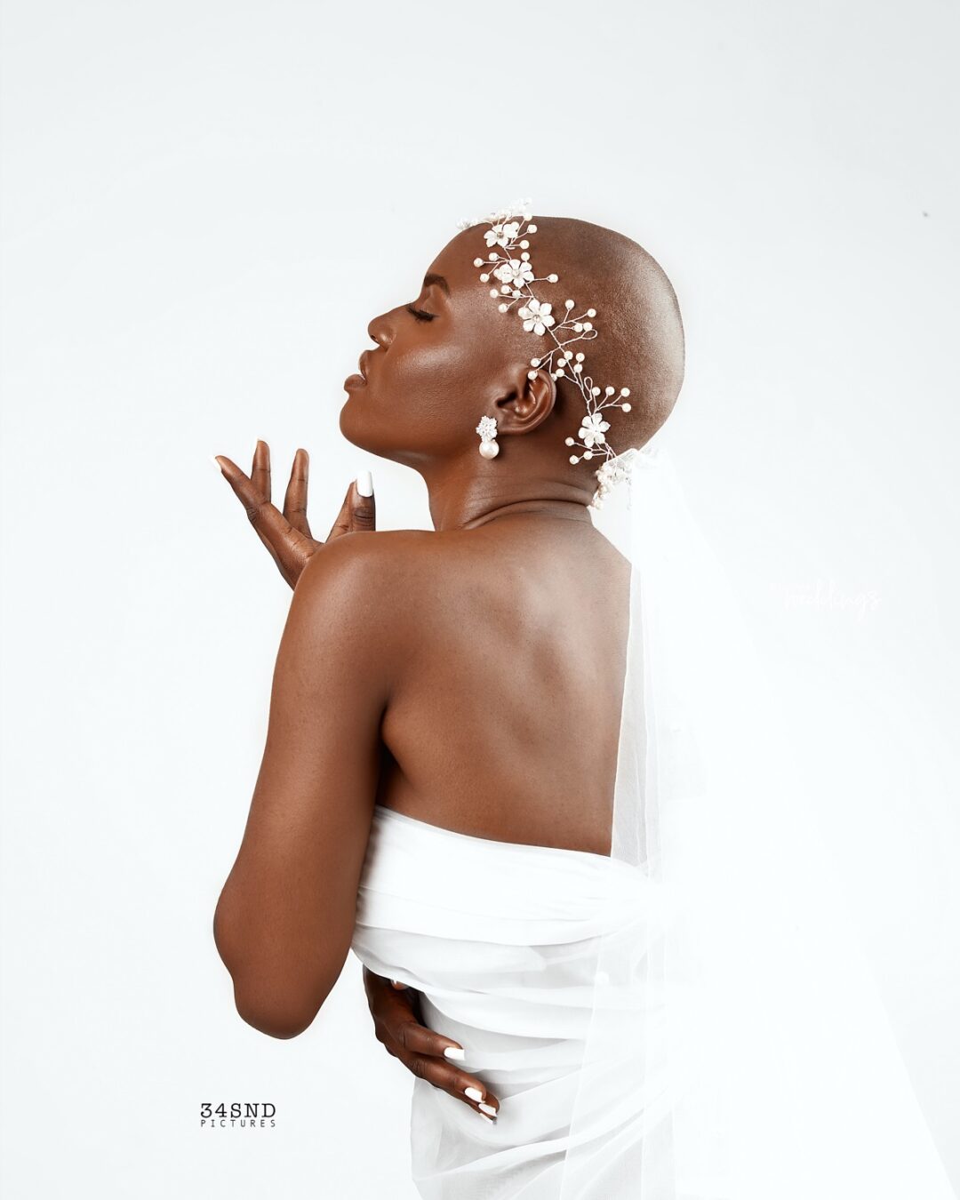 This Beauty Look is Giving Us All the Bald Bride Inspo We Need