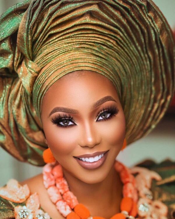 Slay Like a Queen on Your Trad With this Beauty Look