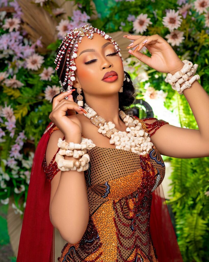 This Beauty Look is the Perfect Mix of Culture & Modern Style!