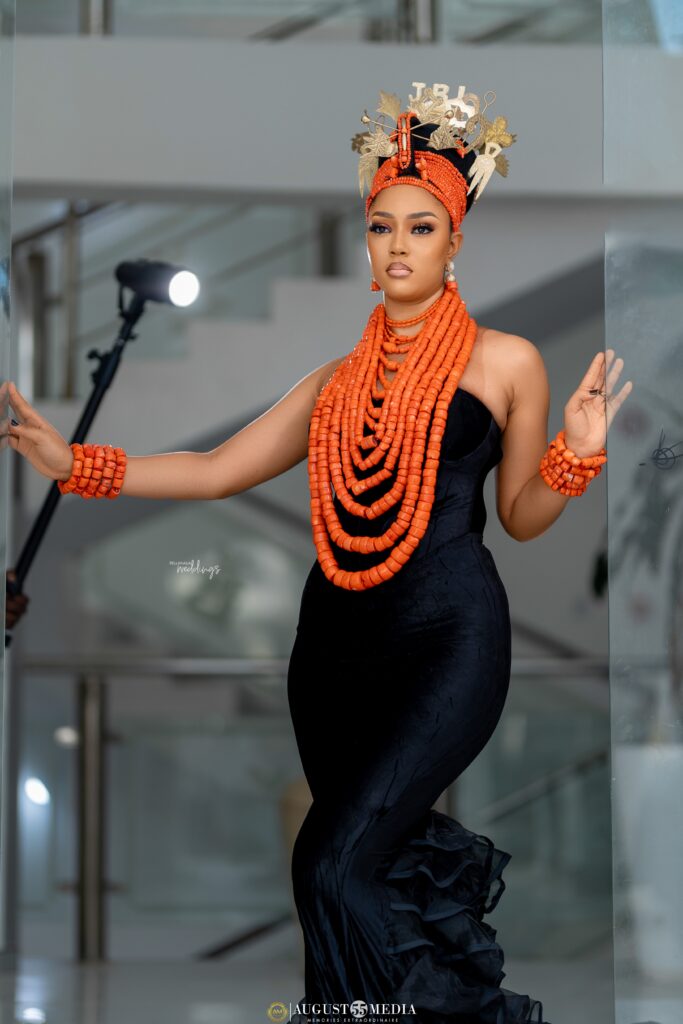 Exude Royalty and Style on Your Edo Trad With This Look