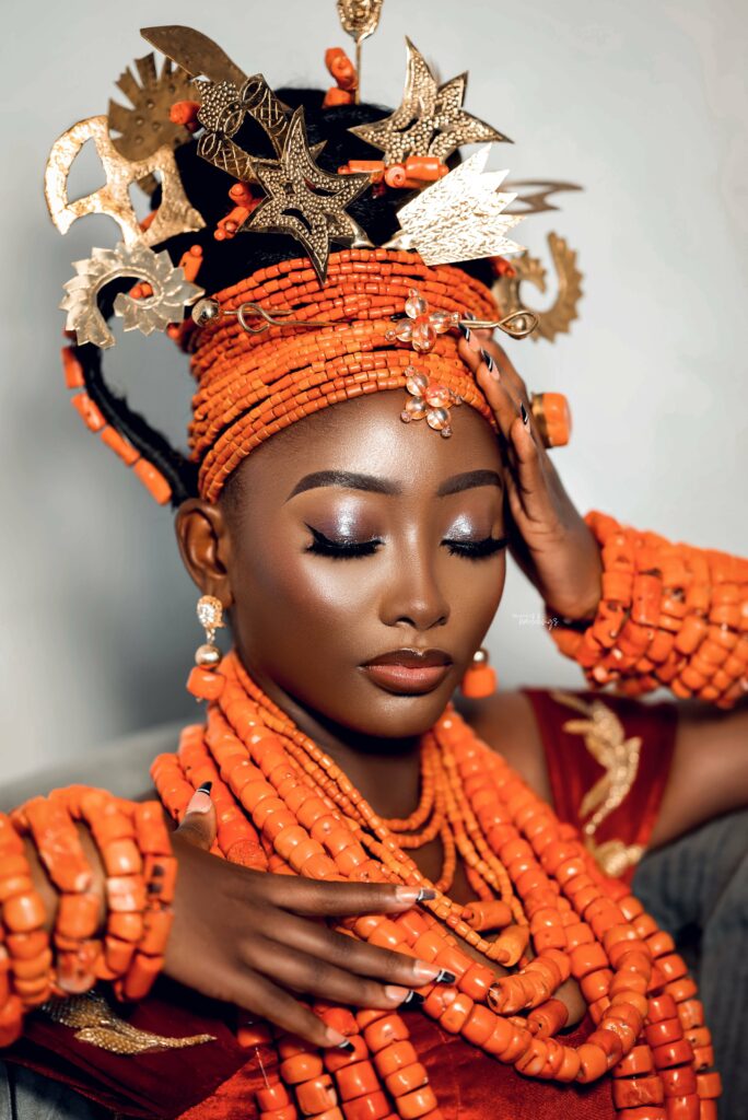 Exude Elegance & Style on Your Edo Trad With This Beauty Look