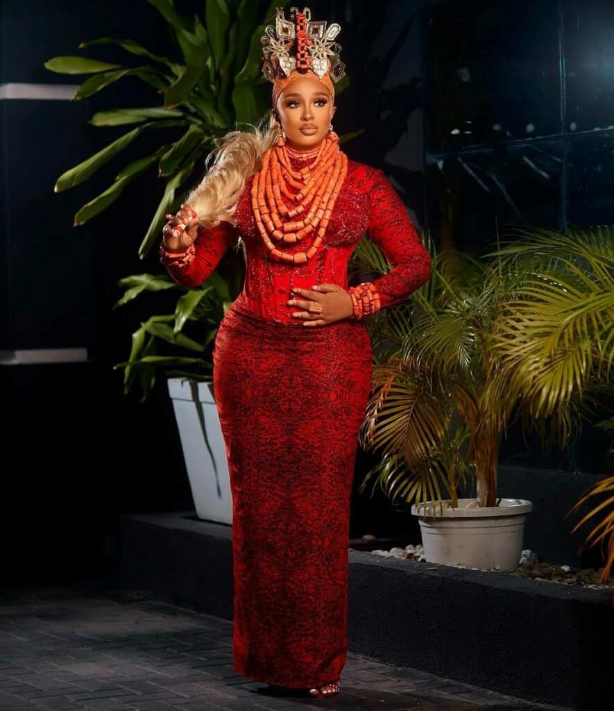 Blend Luxury With Style on Your Edo Trad With This Beauty Look