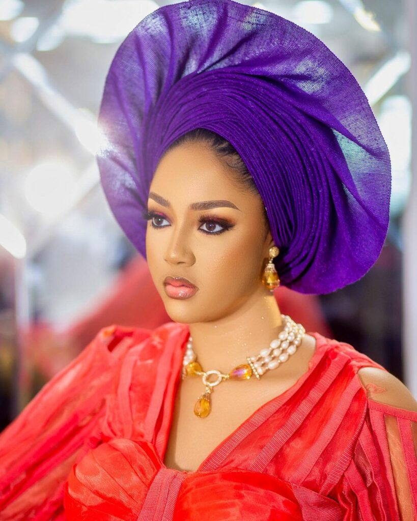 Slay in Radiant Colours on Your Yoruba Trad With This Beauty Look