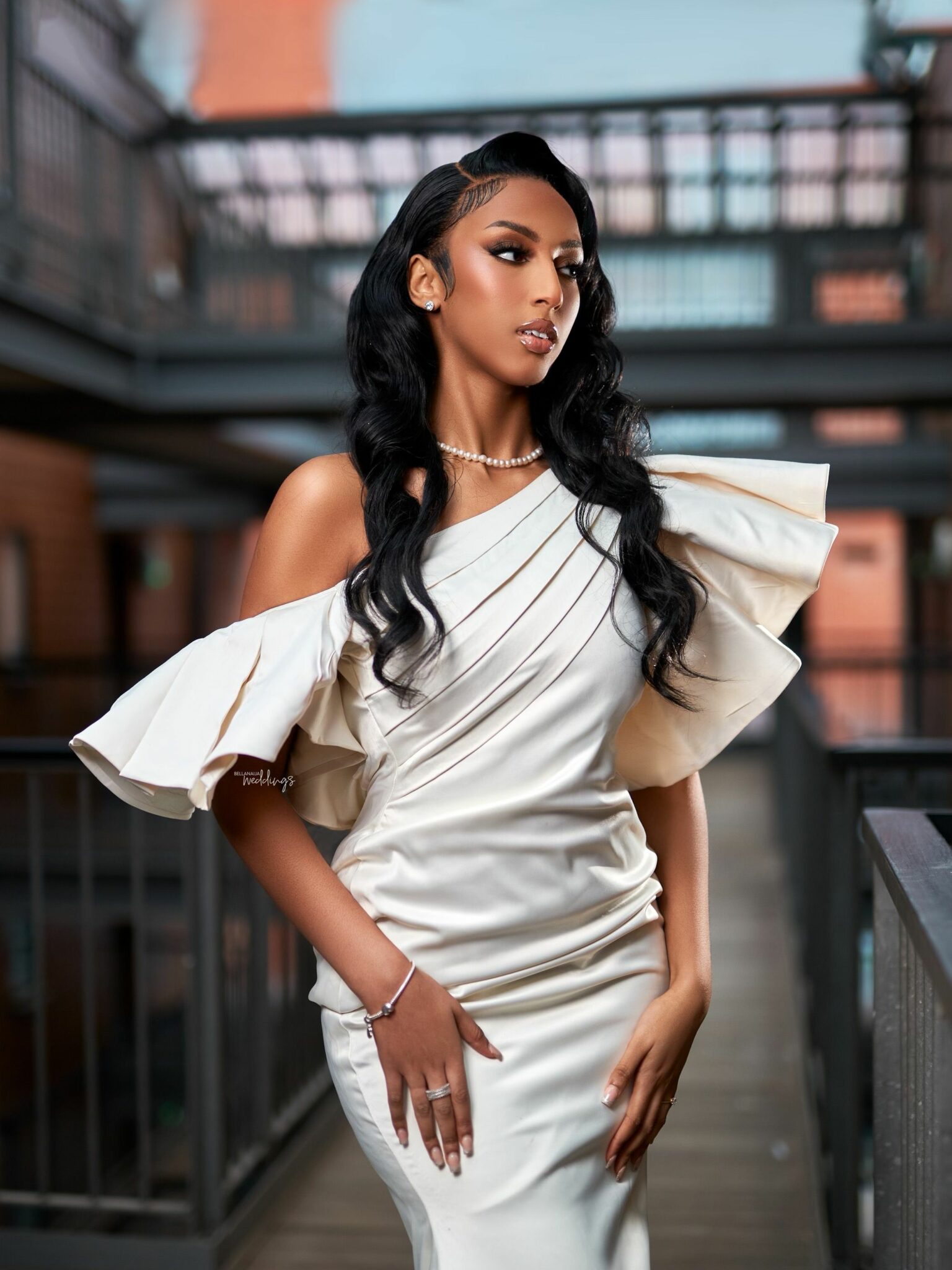 This Timeless Bridal Inspo Is For Minimalist Brides-to-be!