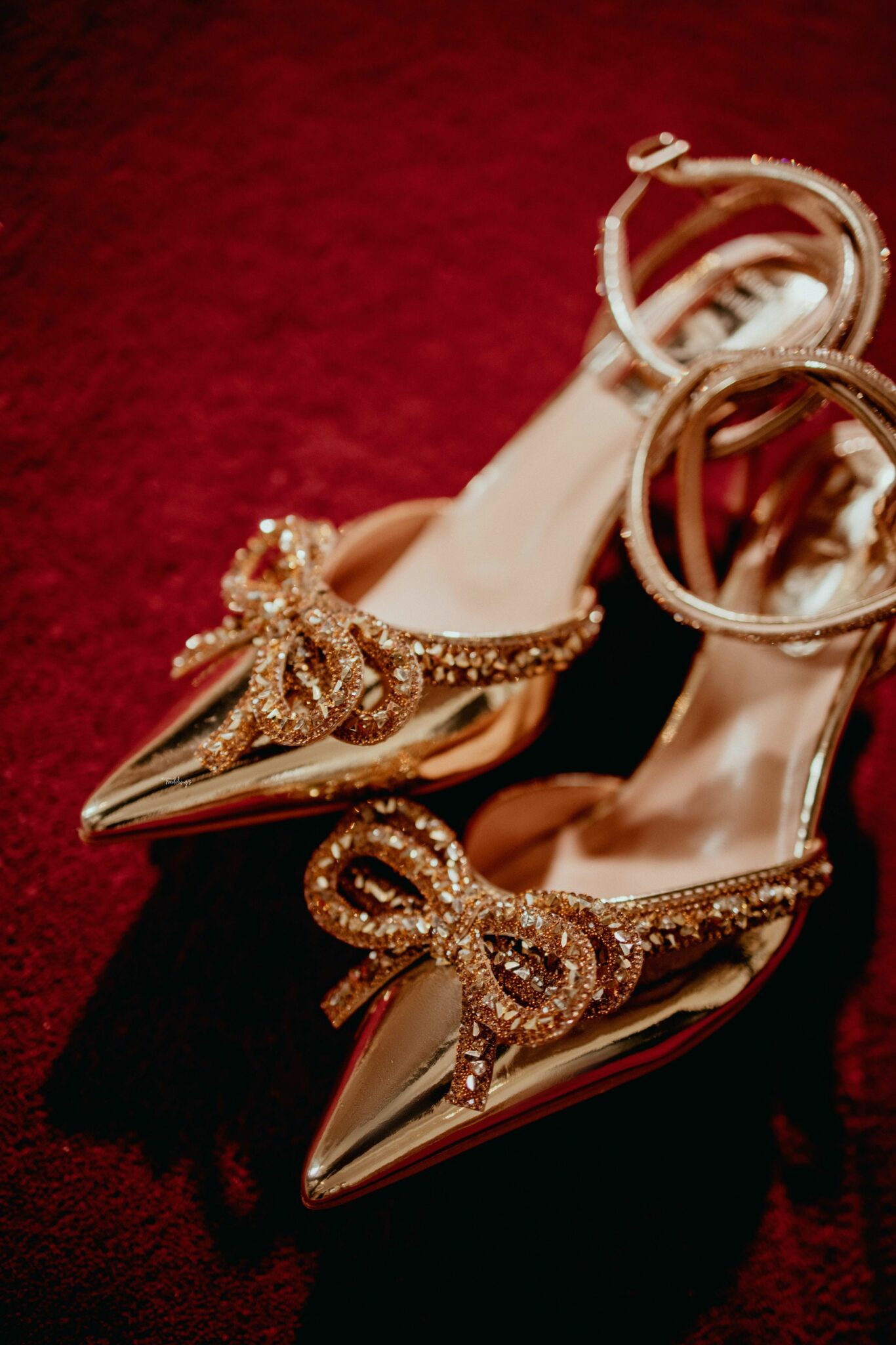 Feel The Vibrance of Culture In Chidi & Mow's Nigerian-Tanzanian Trad!