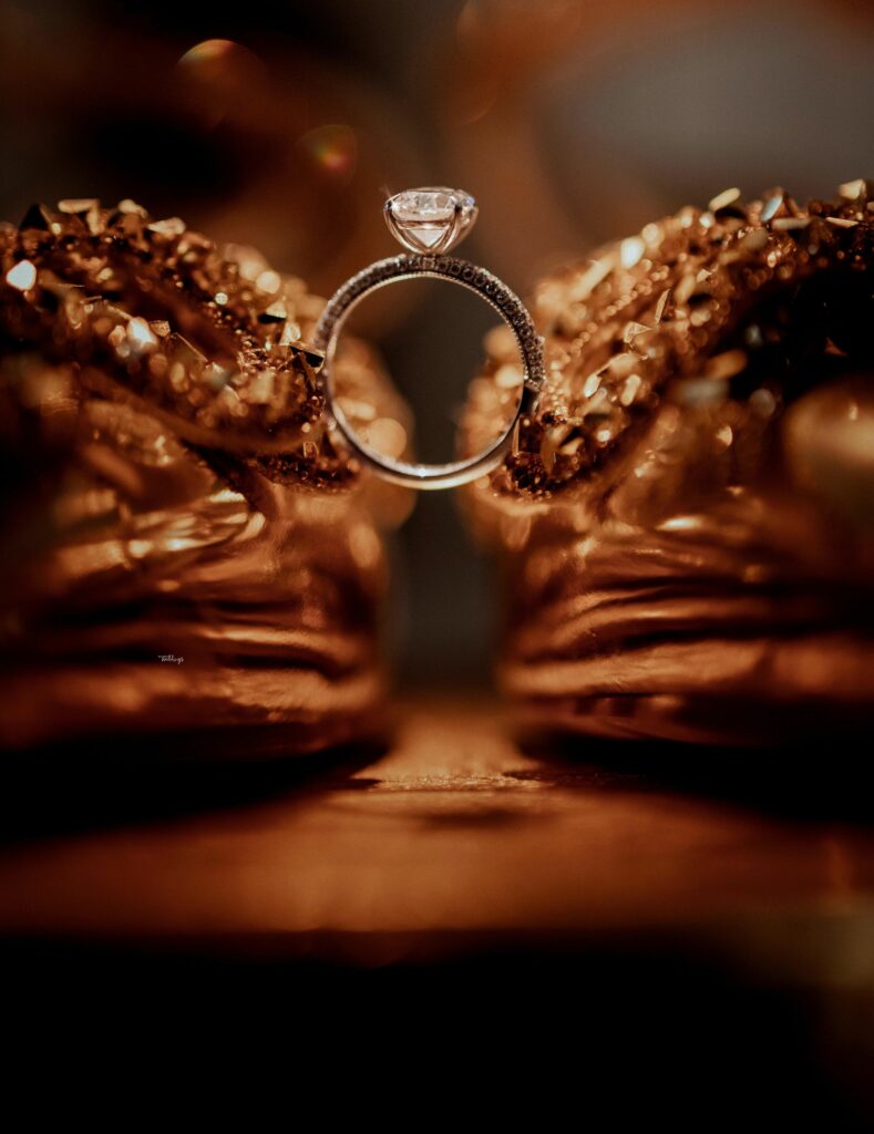 Feel The Vibrance of Culture In Chidi & Mow's Nigerian-Tanzanian Trad!