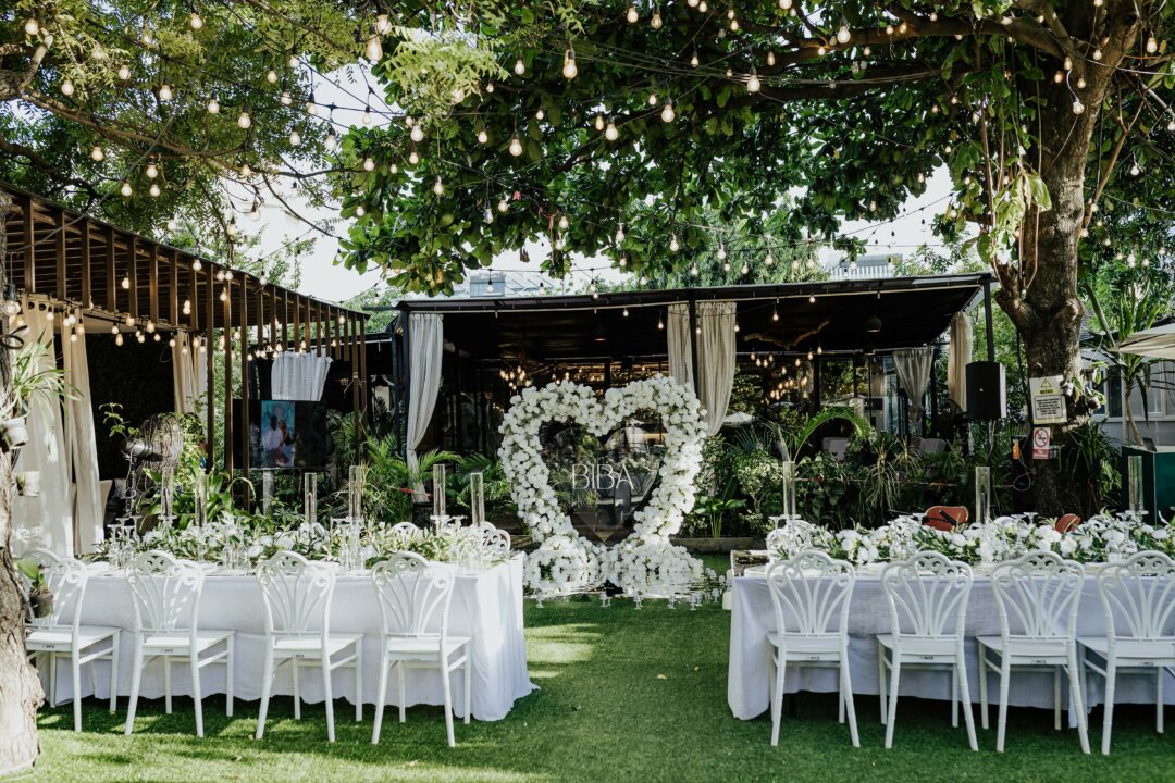 Habibat & Anuoluwapo's Romantic #BNBling in The Garden Will Make Your ...