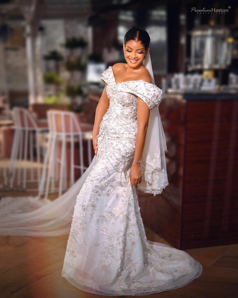 Bring That Ravishing Glow To Your White Wedding With This Beauty Look!