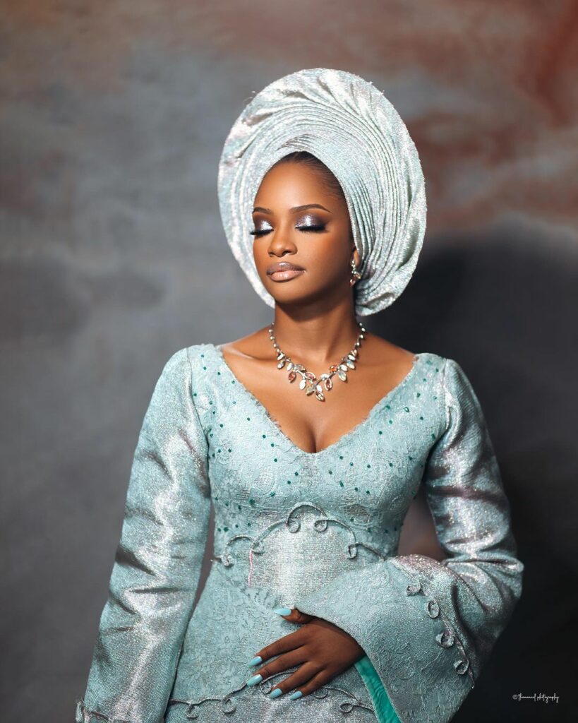 Strut With Great Finesse on Yoruba Trad With This Elegant Beauty Look