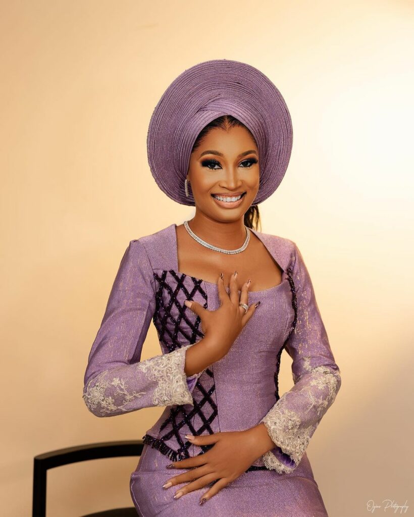 This Alluring Yoruba Bridal Beauty Look Embraces Simplicity & Style