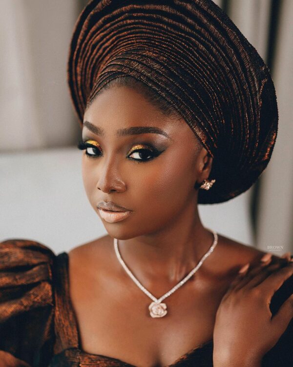 Bring That Captivating Effect To Your Trad With This Beauty Look