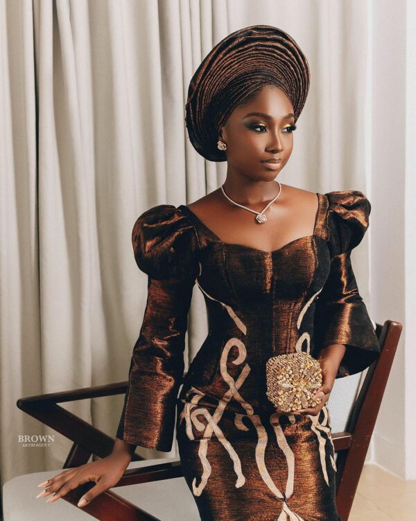 Bring That Captivating Effect To Your Trad With This Beauty Look