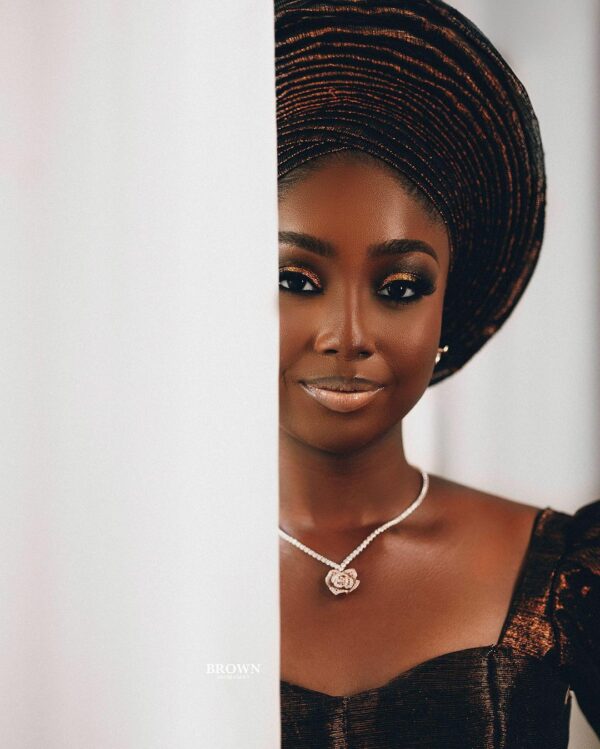 Bring That Captivating Effect To Your Trad With This Beauty Look