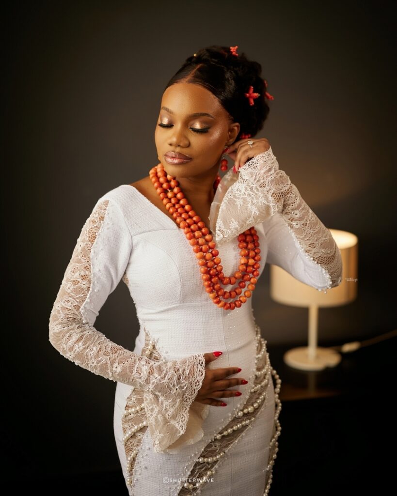 Relish The Love and Beauty in Dumebi & Omajuwa's Itsekiri Trad | BellaNaija