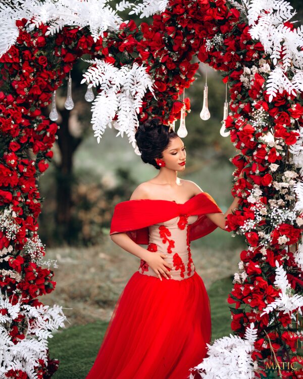 This Styled Shoot Would Bring A Romantic Feel To Your Outdoor Wedding ...