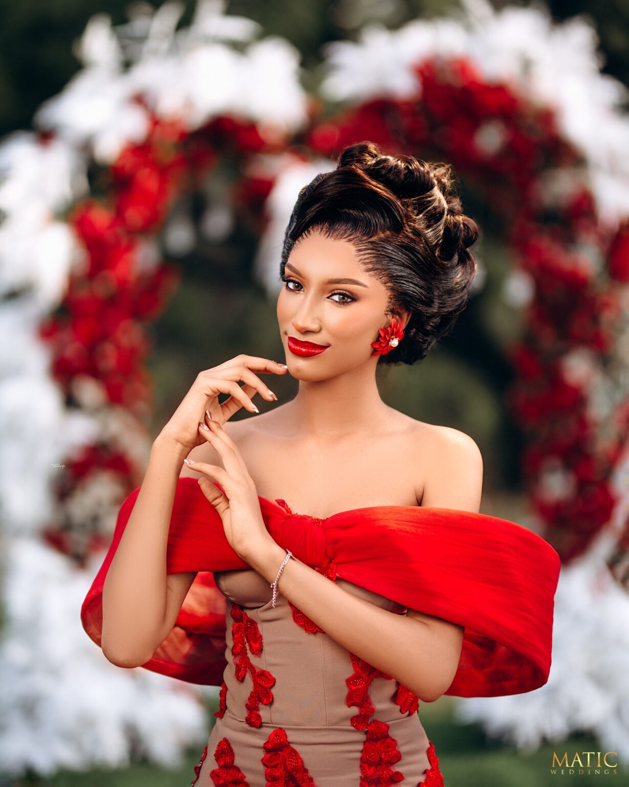 This Styled Shoot Would Bring A Romantic Feel To Your Outdoor Wedding ...