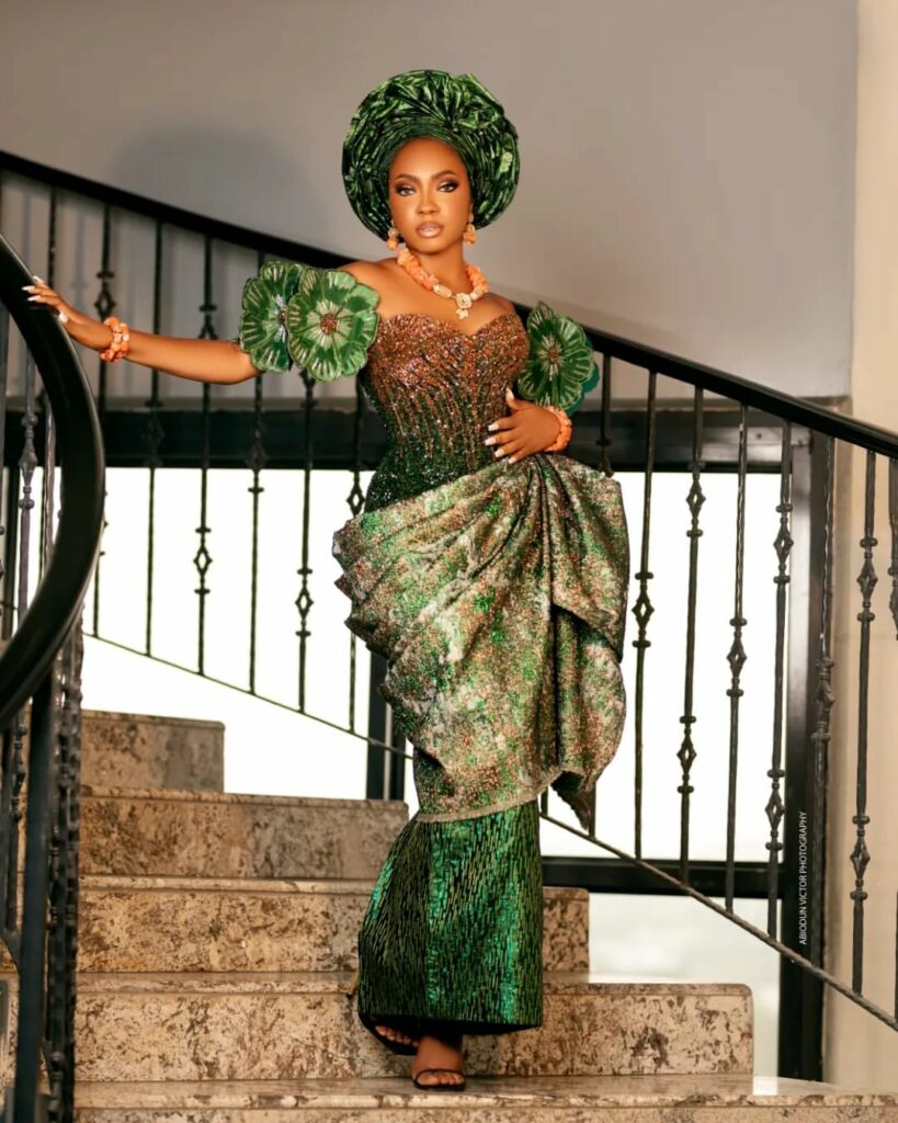 Radiate Timeless Elegance on Your Trad With This Stunning Inspo ...