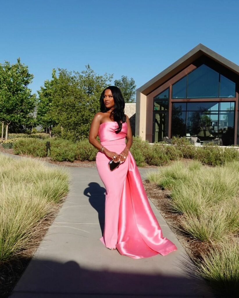 Achieve a Stylish Wedding Guest Status With These 10 Looks