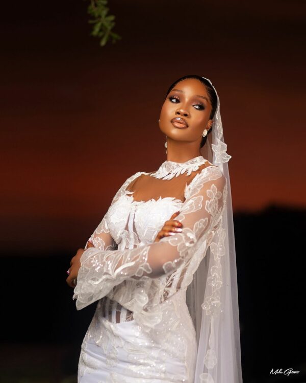 Be That Demure and Classy Bride With This White Wedding Inspo