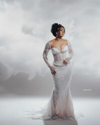 Opt For a Sophisticated & Chic Bridal Slay With This Lovely Inspo