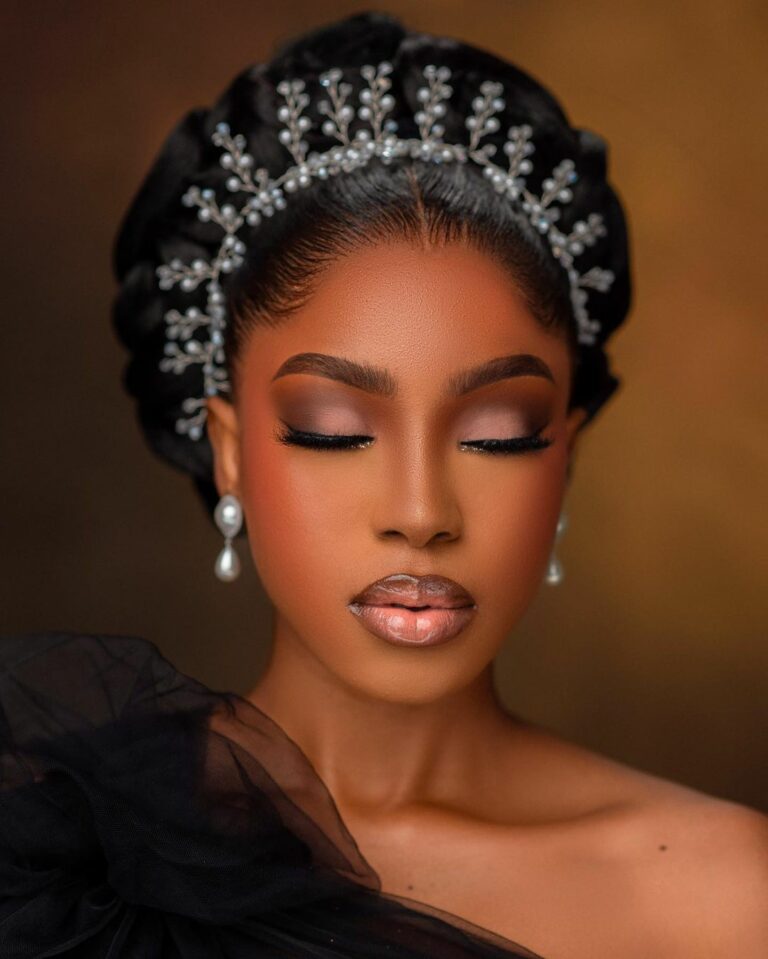 Maintain a Flawless Glow on Your Big Day With This Beauty Look