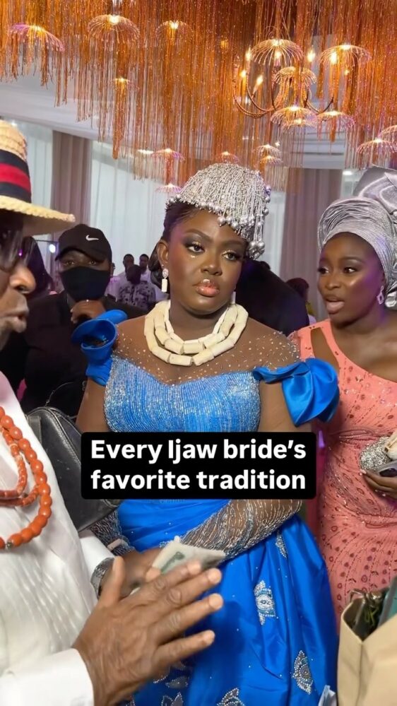 See How Long This This Ijaw Bride Held Back Her Smile