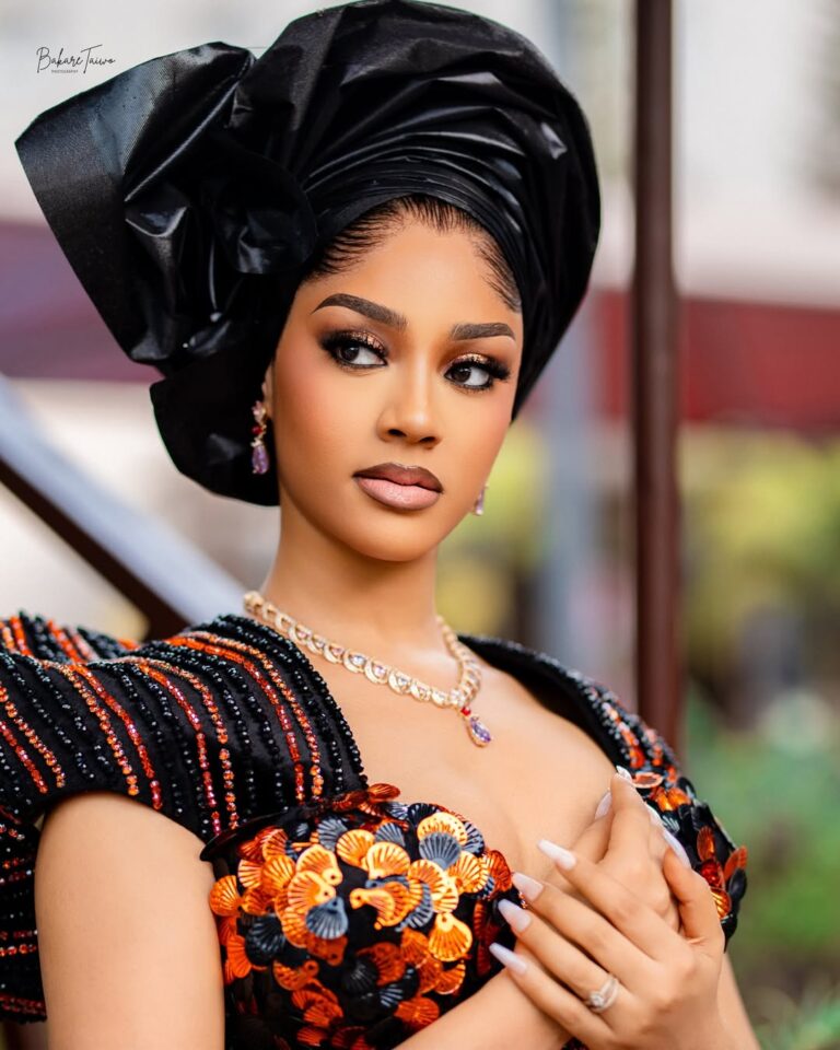 This Vibrant Bridal Look Is for the Bride Who Loves to Stand Out